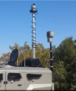 INFLEXION TELESCOPING MASTS
